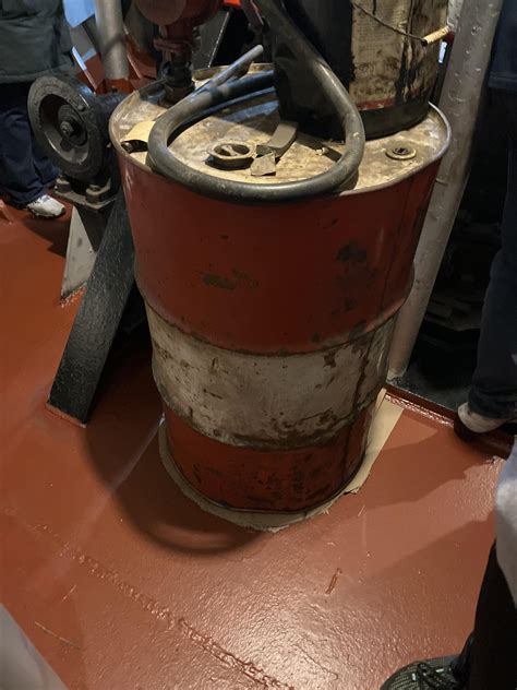Red Exploding Barrel R Halflife