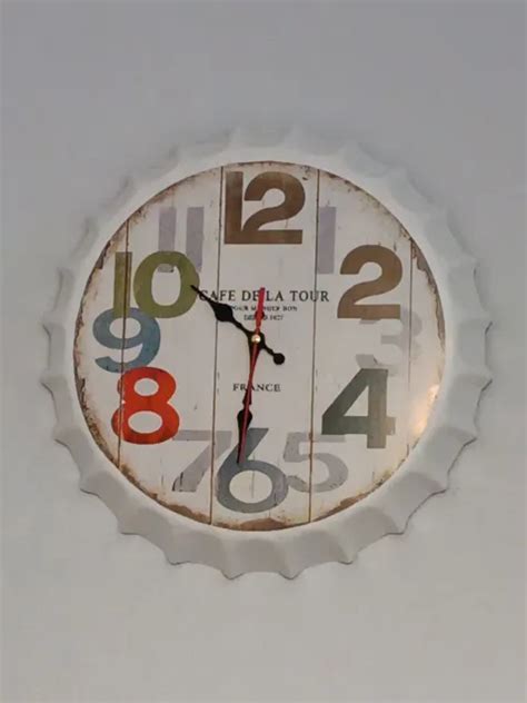 Horloge En Forme De Capsule De Bière 35 Cm Eur 2600 Picclick Fr