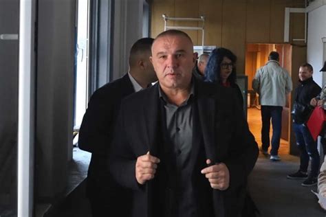 Отложиха делото за фалита на щангите