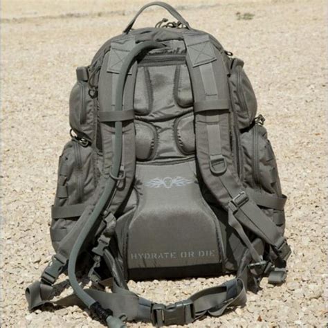 Camelbak Bfm Sports Equipment Sports And Games Water Sports On Carousell