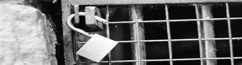 purposeful learning with deliberately insecure applications