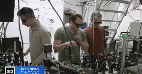 Univ Of Chicago To Create First Quantum Supercomputer Cbs Chicago