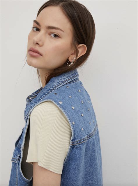 lilia gude model management