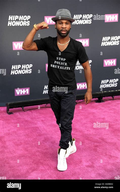 Johnny Ray Gill Attending The Vh1 Hip Hop Honors All Hail The Queens