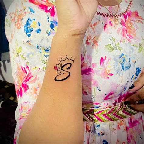 68 Stupefying Initial Tattoo Ideas To Show Your Affectio