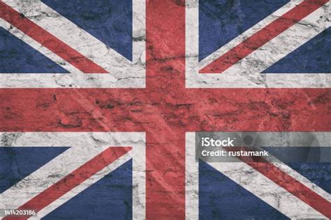 영국의 국기 또는 돌 벽에 유니언 잭 그런 지 배경 밝은 페인트 색상으로 묘사 된 영국의 국기 영국에 대한 스톡 사진 및 기타 이미지 Istock