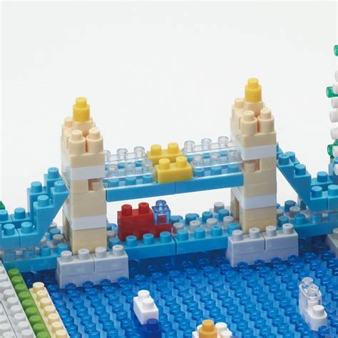 Nanoblocks Let You Build Tiny Versions Of Nyc And London