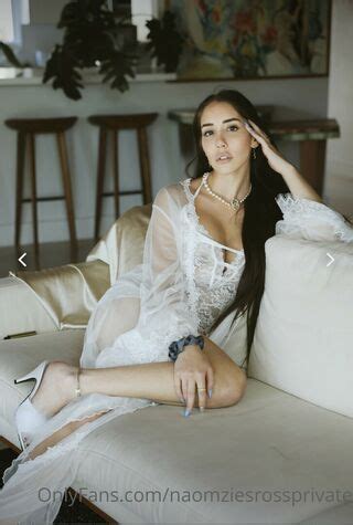 Naomi Ross Naomzies Naomziesross Nude Onlyfans Nudostar Tv