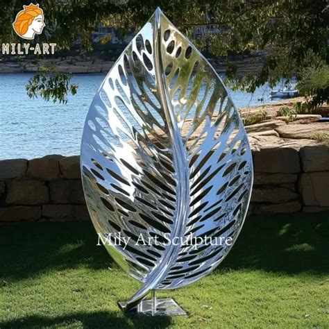 Modern Garden Art Metal Abstract Statue Stainless Steel Leaf Sculpture