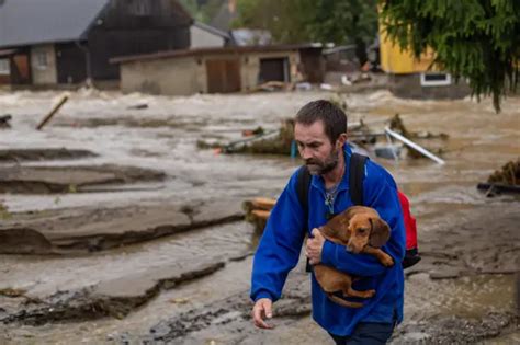 Enchentes Na Europa 6 Imagens Das Inundações Que Deixaram Mortes E