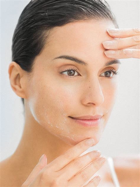 HydroPeptide – Solar Defense Non-Tinted SPF 50 – Schoonheidsinstituut ...