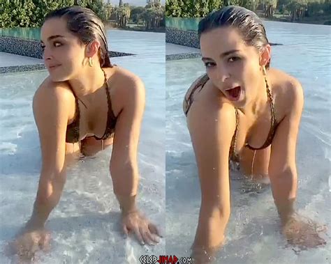 Addison Rae Loves Flaunting Her Wap Addison Rae Loves Flaunting Her Wap
