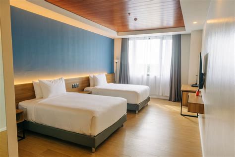 Levo Hotel Book Direct For Guaranteed Lowest Rates Tallest Building