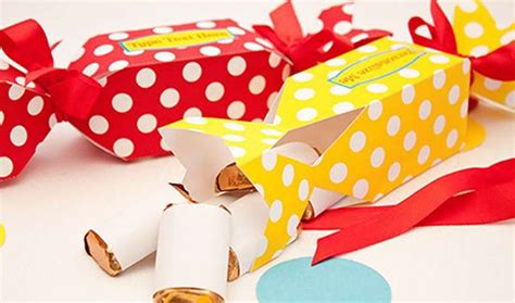 Конфеты из бумаги 100 фото | Custom candy, Candy boxes, Candy
