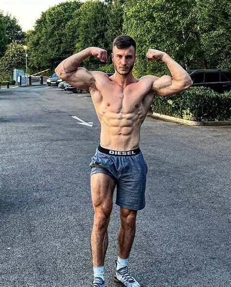 Popular Calisthenics Guy In Tik Tok R Nattyorjuice