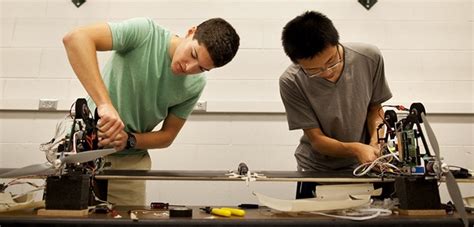 ENGINEERING PROJECTS FOR COLLEGE STUDENTS Project Topics