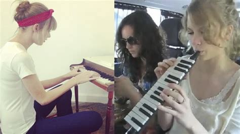 Can Taylor Swift Play Piano Ins