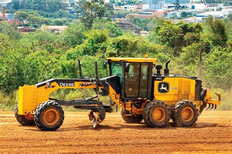 John Deere And Trimble Partner To Expand Integrated Grade Control Versatility Within John Deere And Trimble Partner To Expand Integrated Grade Control Versatility Within