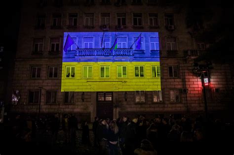 Сградата на Столична община бе осветена в цветовете на Украйна Информационна агенция ПИК