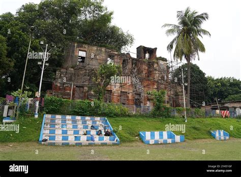 The Clive House Or Bara Kothi Is Known As One Of The Oldest Buildings In Kolkata