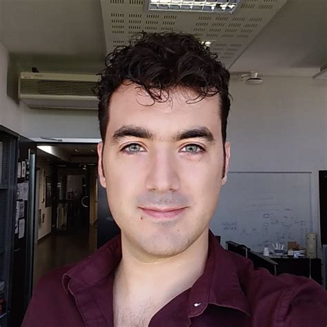 alejandro santos linkedin