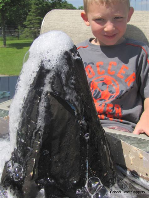 Make A Volcano Science With The Magic Babe Bus Babe Time Snippets