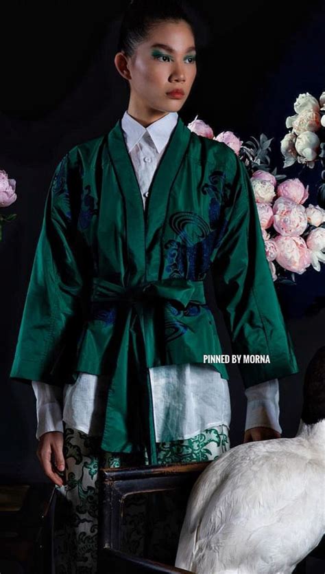 Biyan Wanaatmadja Indonesia 🇮🇩 Indonesia Batik Style