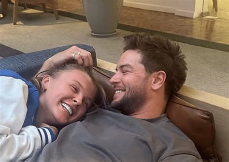 Jojo Siwa And Chris Hughes Spotted Kissing In Mexico As Romance Confirmed