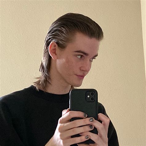 Collin Hecker Assistant Producer Onetwenty1 Linkedin