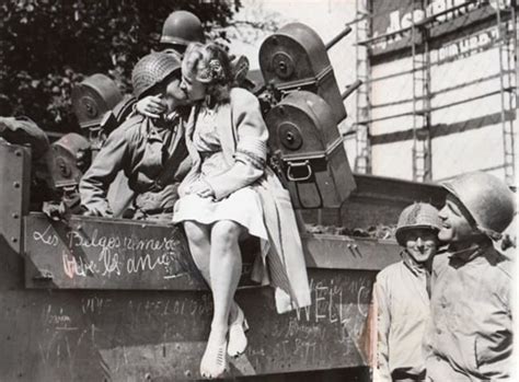 The Paris Liberation 1944 Discover Walks Paris Paris Liberation