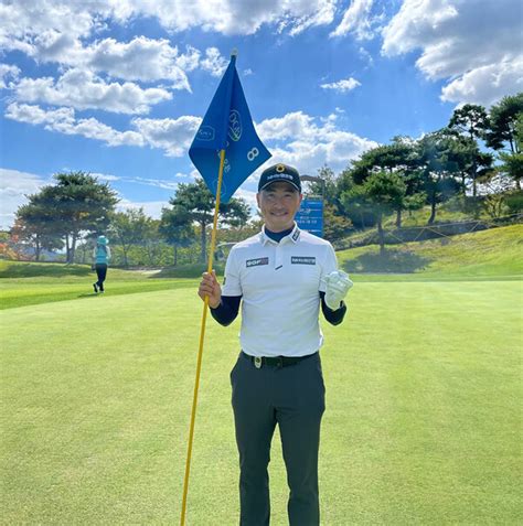 Kpga 선수 문경준 알바트로스에 이어 홀인원 진기록