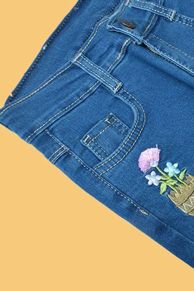 بنطلون جينز بناتي سكيني كاجوال للعيد