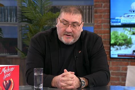 Bulatović Aleksandar Vučić I Njegova Porodica Su Simbol Borbe Protiv Kriminala U Srbiji