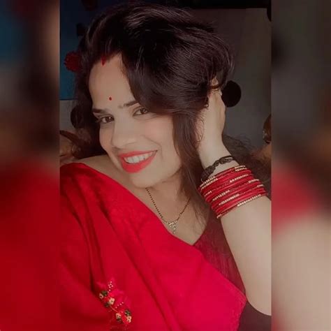 Pooja Jain (@official__pooja_jain) • Threads, Say more