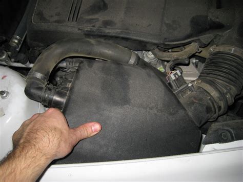 2008 2012 Gm Chevy Malibu Engine Air Filter Replacement Guide 009