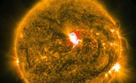 უცნაური ფაქტები მზის შესახებ რომლებიც შესაძლოა პირველად გაიგონოთ