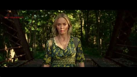 Emily Blunt à poil vidéos porno et sex tapes xHamster