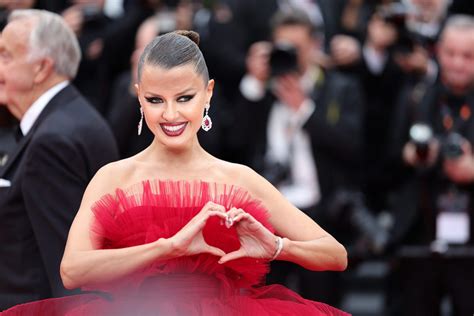 Виктория Боня показала архивные кадры дочери