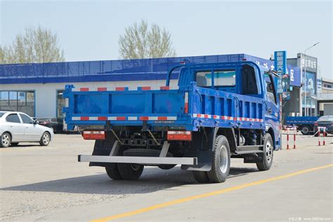 【图】飞碟奥驰 X2系列 150马力 4x2 3 83米自卸车 国六 Fd3096w17k6 1 实拍图片 1421784 卡车之家