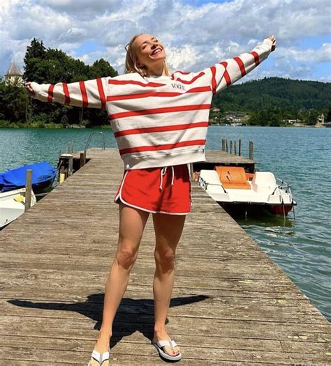 Fanny Fee Werther 💙 And Franca Lehfeldt 🩷 Welt Tv Rhotgermanwomen2