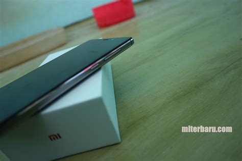Galeri Foto Unboxing Xiaomi Redmi Prime