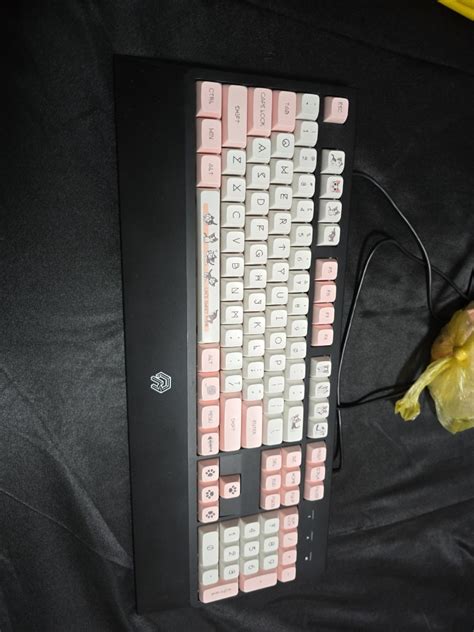 Keyboard Mouse Headphone Speaker Computers And Tech Parts And Accessories Computer Keyboard On