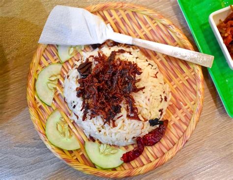Premium Photo Myanmar Or Burmese Traditional Fried Rice Recipe With