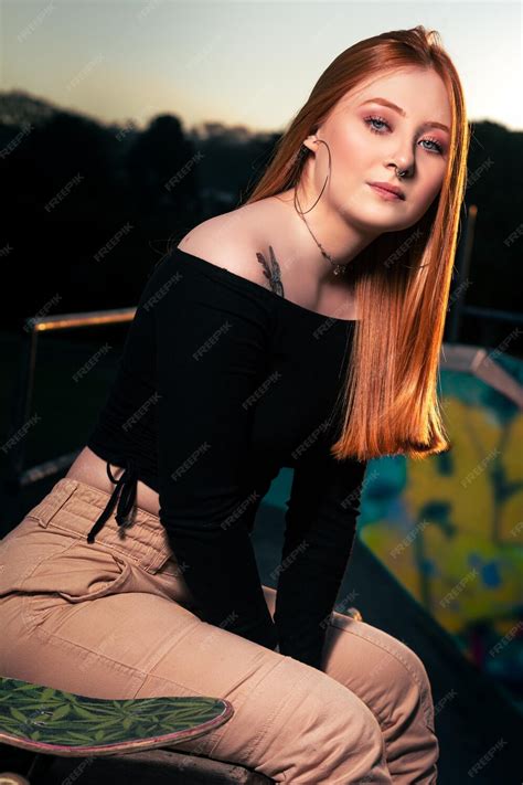 Premium Photo Garota Ruiva