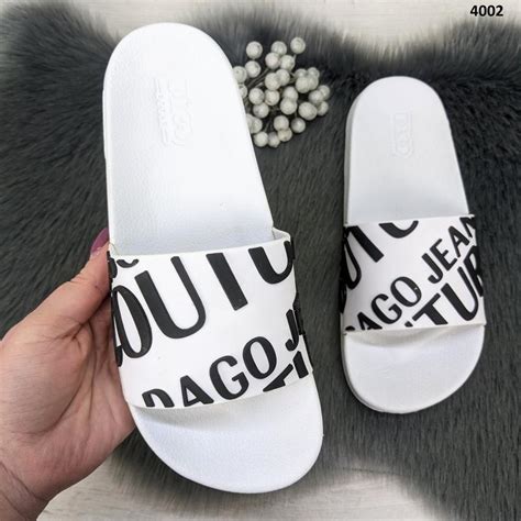 Шлепанцы сланцы женские белые пенка Dago Style — цена 360 грн в