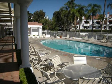 Pacific Ranch Villas 7302 Yellowtail Dr Huntington Beach Ca Zillow