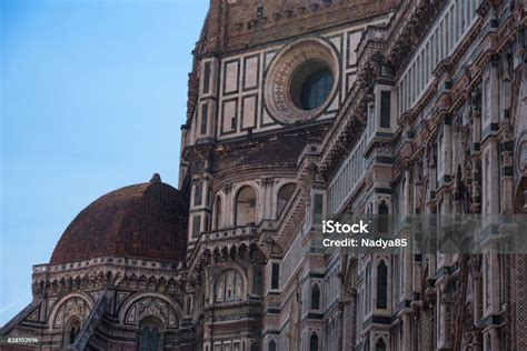 세부 대성당 디의 외관의 산타 마리아 델 피 오 레 피렌체 토스카나 이탈리아의 주요 교회 성당은 이탈리아의 가장 큰 교회 유네스코 세계 문화 유산 중 하나입니다 Unesco
