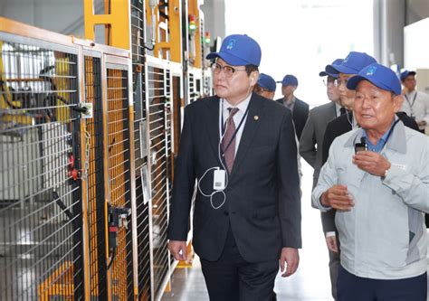 구영테크 찾은 통상본부장 유턴기업 안정 정착 지속 지원”