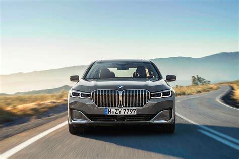 Bmw Reveals Luxurious 2020 7 Series With More Tech And Style Than Ever Maxim