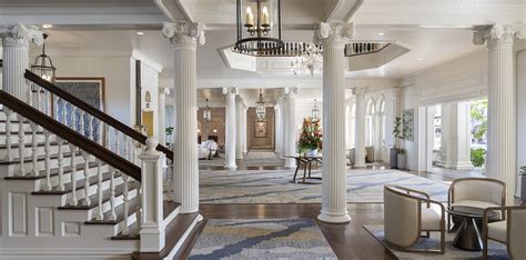 Moanasurfriderrenovatedlobby 1132 X 560 Latte Luxury News